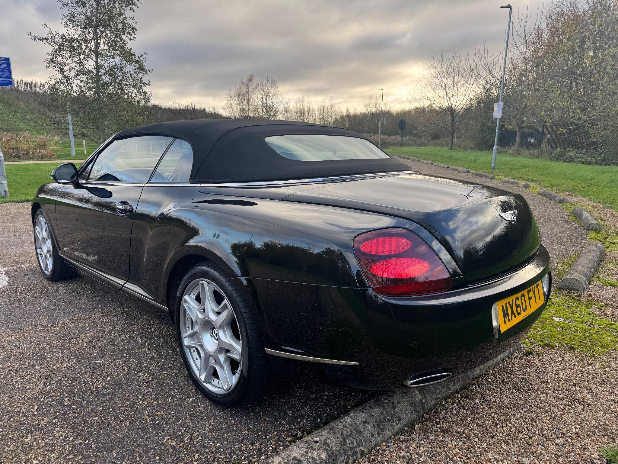 Used 2010 Bentley Continental 6.0 W12 GTC Auto 4WD Euro 4 2dr for sale ...